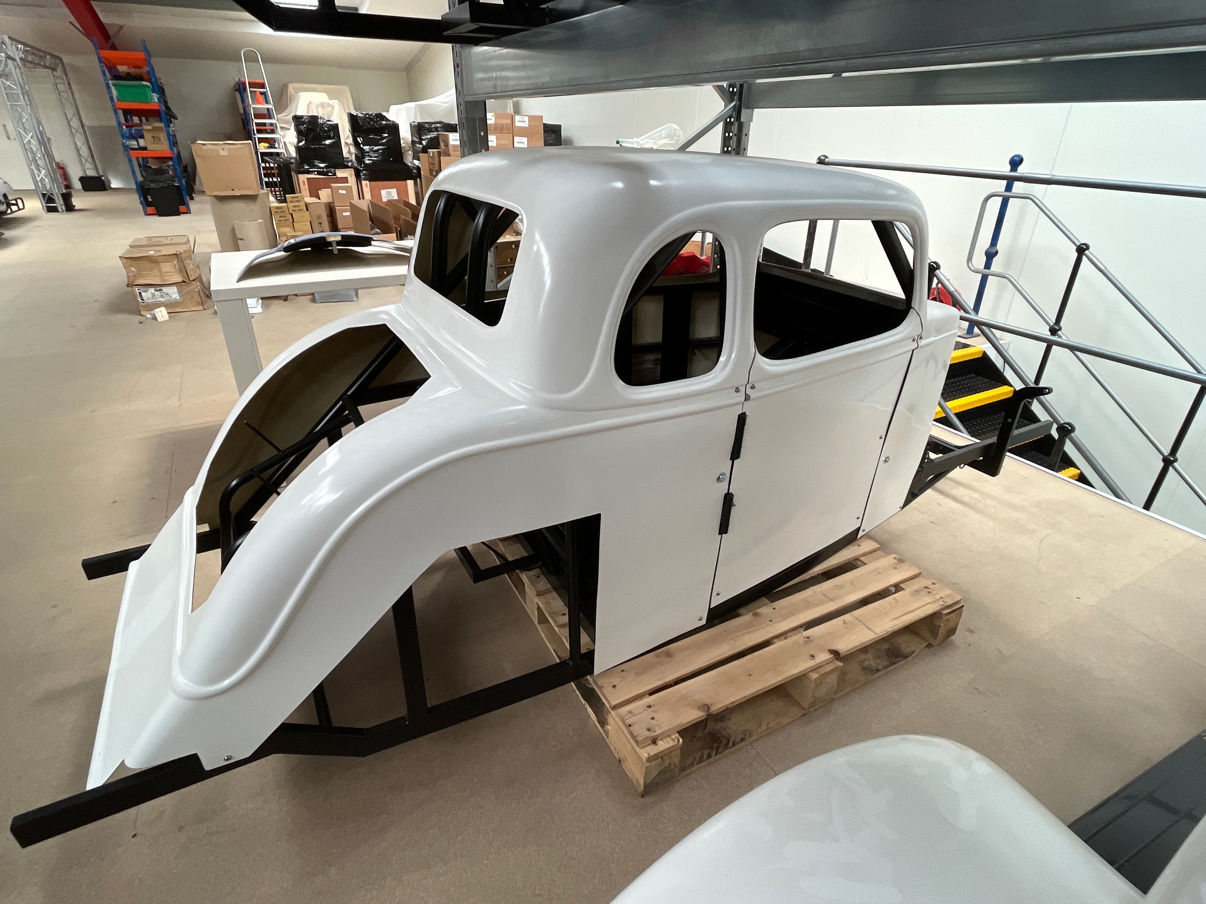 CHASSIS COUPE WITH BODY Fitted – UK Legends Cars Race Parts